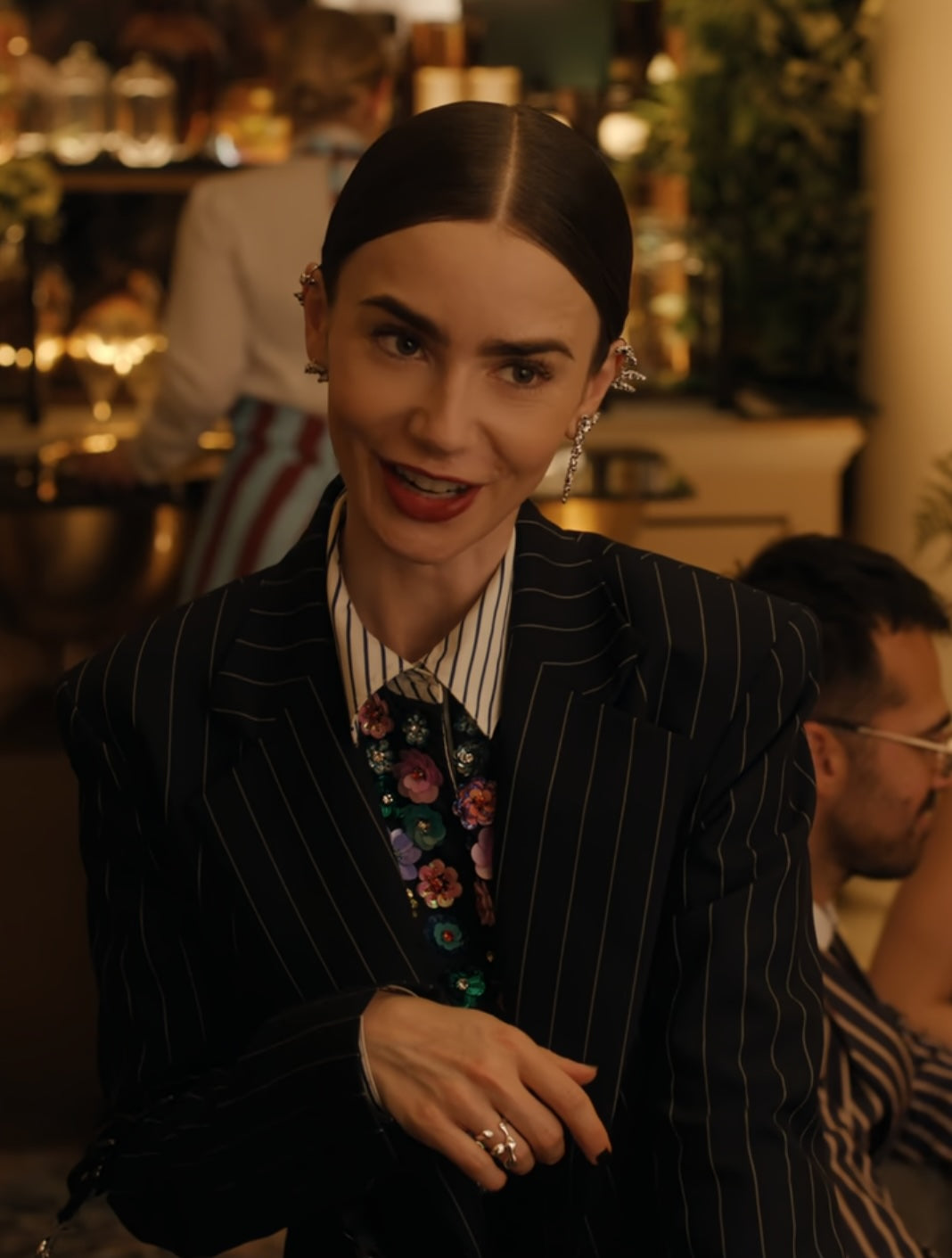 Les bijoux Mara Paris dans Emily in Paris, Saison 5