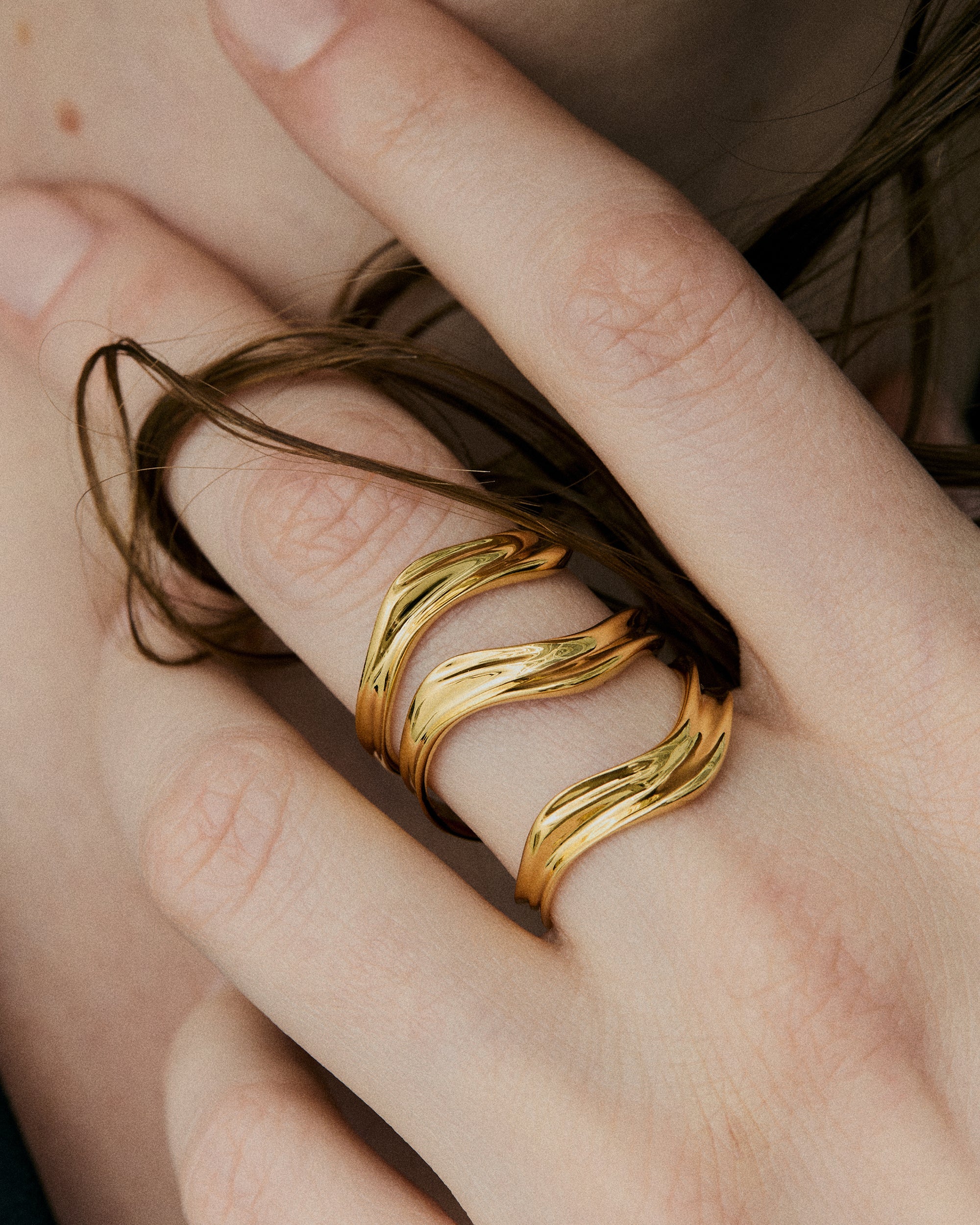 Gold Rings – Mara Paris