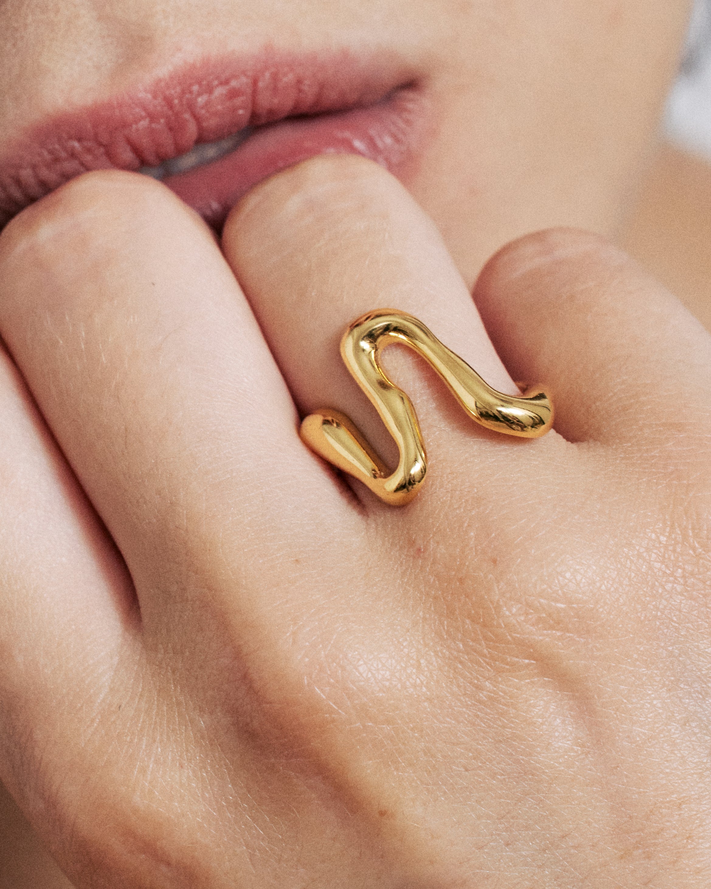 New Wave Ring In Gold Vermeil – Mara Paris